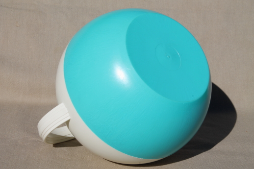 Retro vintage plastic ball pitcher, aqua blue & white thermo-serv therm ...